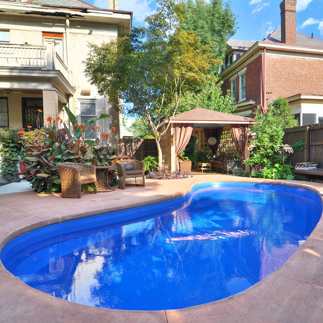 Tips for choosing the perfect Kidney-Shaped Pool Cover